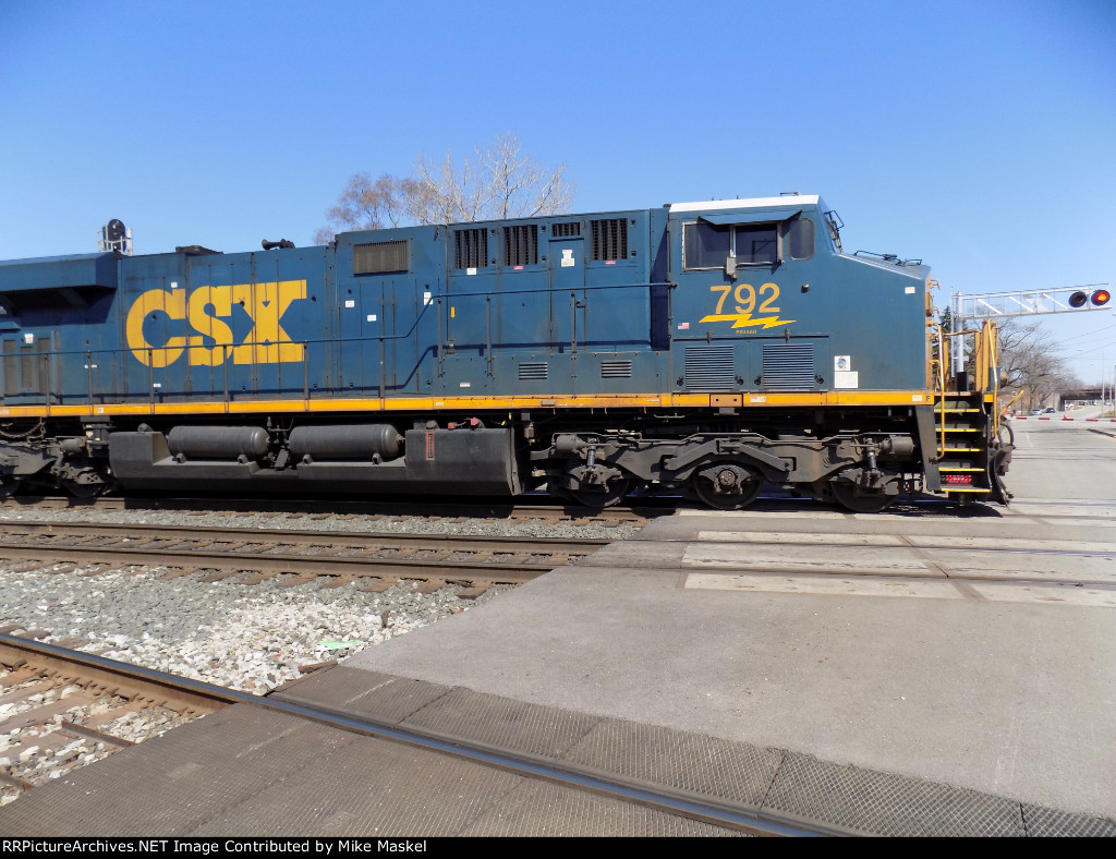 CSX 792